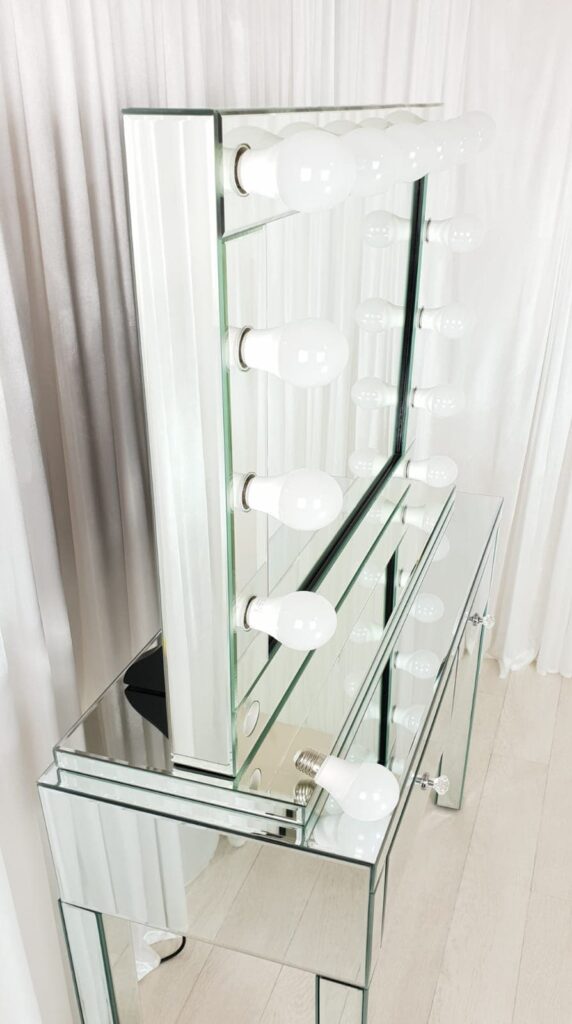 Premium Luxury Mirrored Frame XL - Oitek